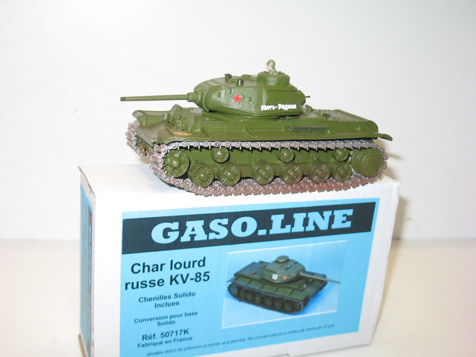 1 X char lourd armée russe, KV 85 solido / gaso line militaire au 1:50 ...