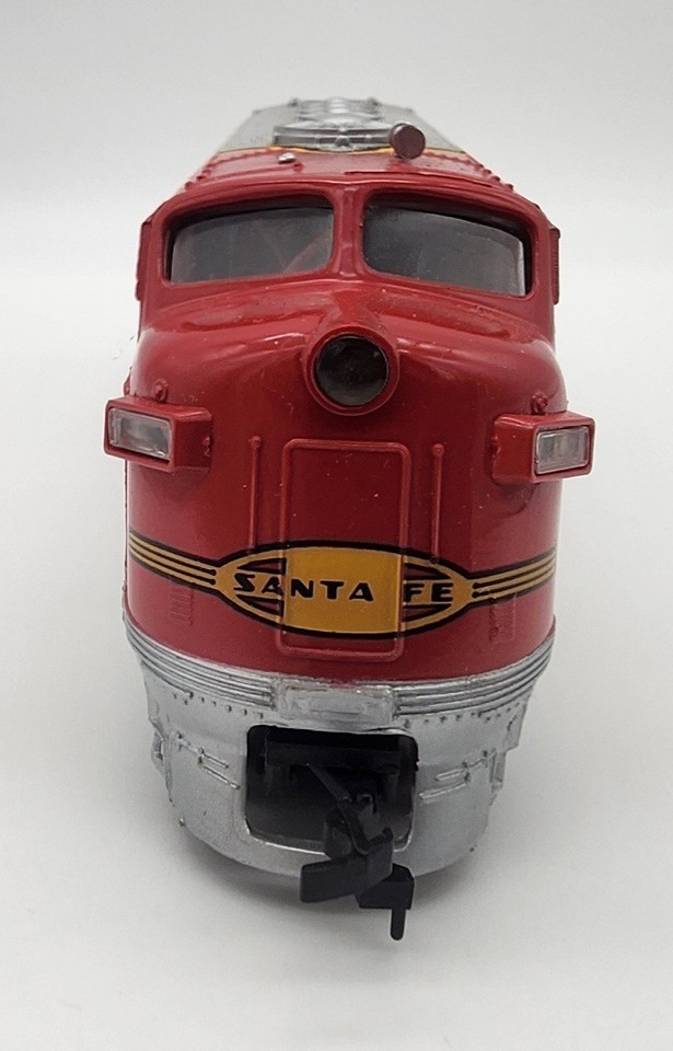 Bachmann HO Scale Santa Fe Diesel Locomotive Train Engine 307 Untested ...