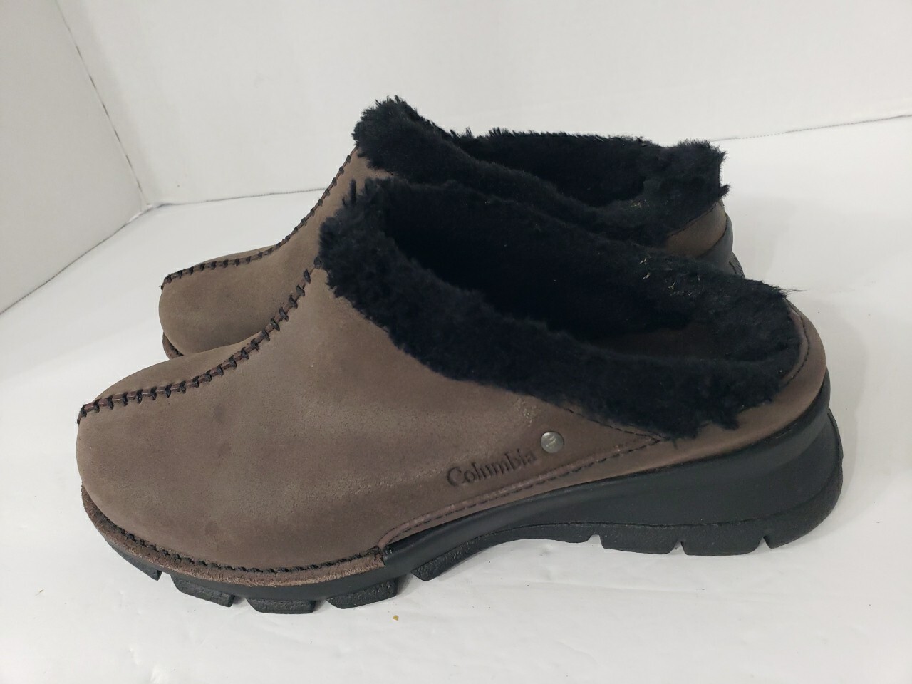 Columbia Cortina Women's Slide-on Mules Clogs Size 7.5M Brown Suede ...
