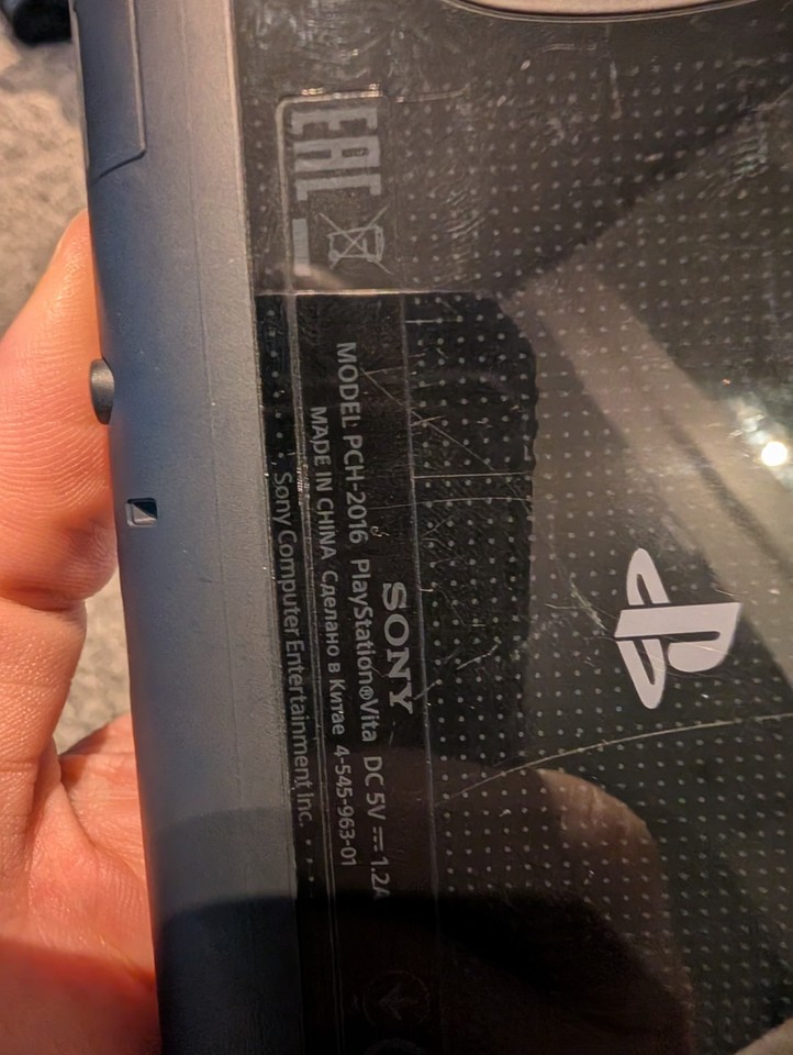 Sony PS Vita Slim (PCH-2016) Bundle – 4 Games + Case + Charger + Memory ...