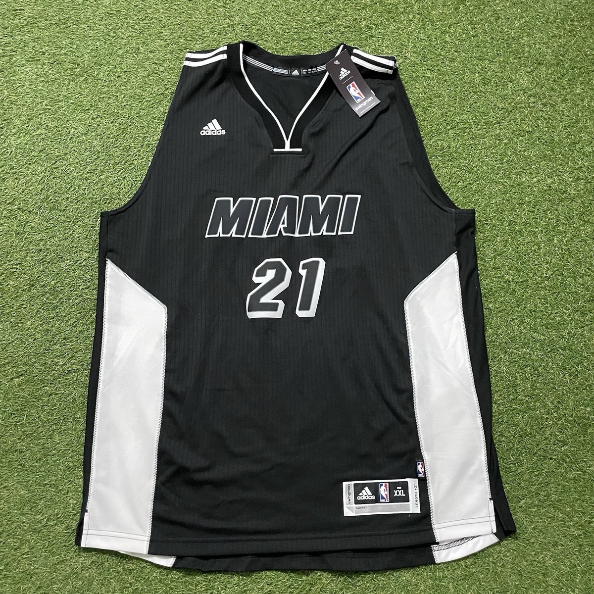 2015 Miami Heat Logo