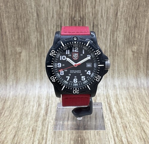 Luminox Series 8800 Quartz Men’s Swiss Made Watch - New Battery! | eBay