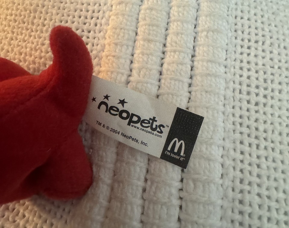 Neopets Red Aisha 6” Plush McDonalds Toy Alien Cat WT | eBay
