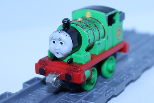 Thomas the Train & Friends Coal Dusted Percy Diecast Metal Take N Play ...