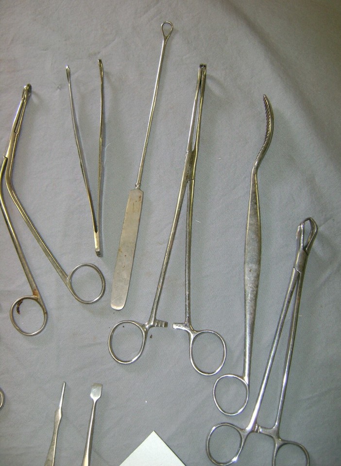 Lot Of 16 Vintage Medical Tools - Chisels Forceps And Other Stuff Lot ...