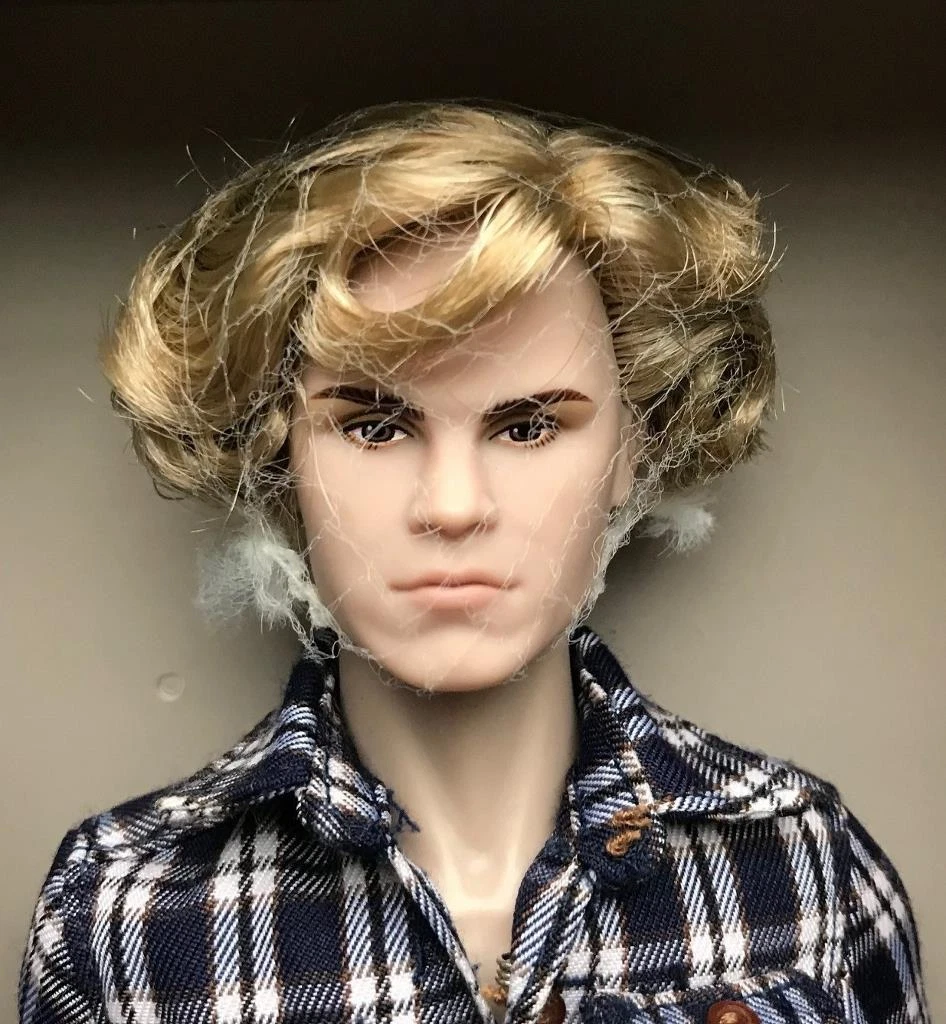 Evan Peters Kyle Spencer