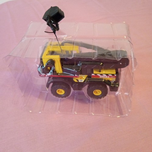 Vtg 1998 Mighty Mini Maisto Hasbro Tonka Bucket Crane Construction ...