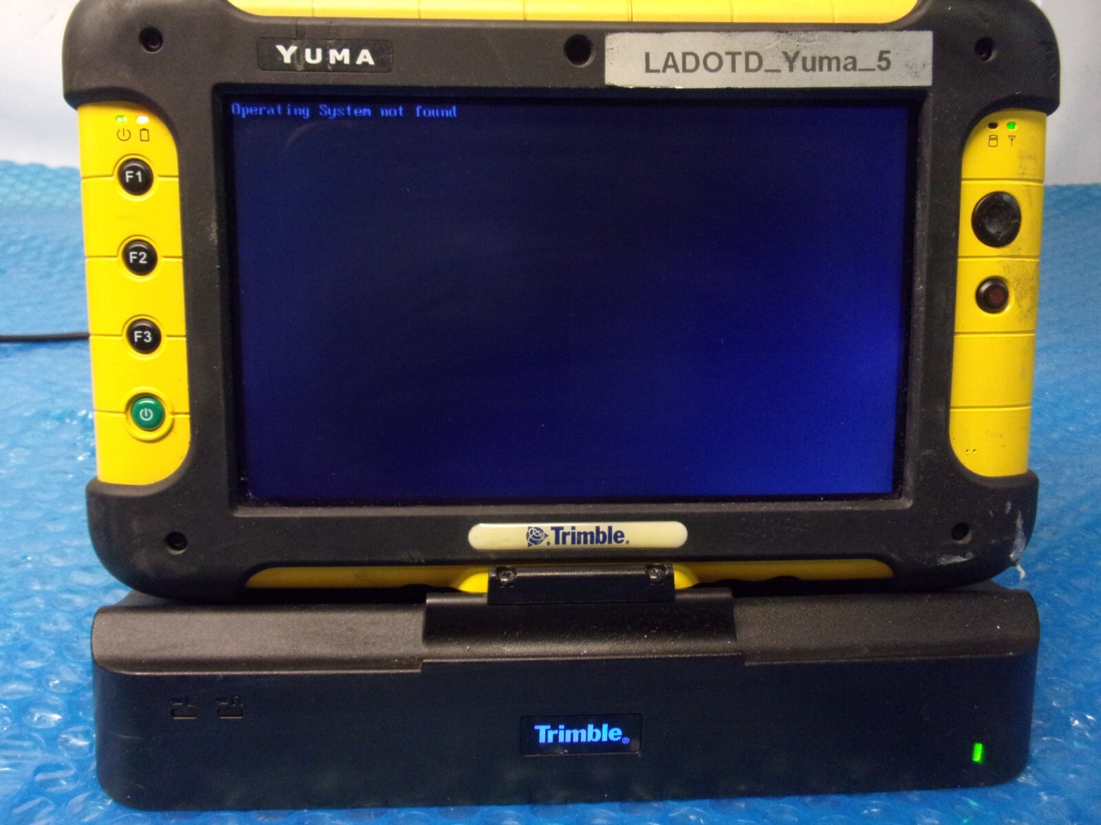 Trimble Yuma PC GPS Data Collector Tablet w/Stylus , Case & ducking ...