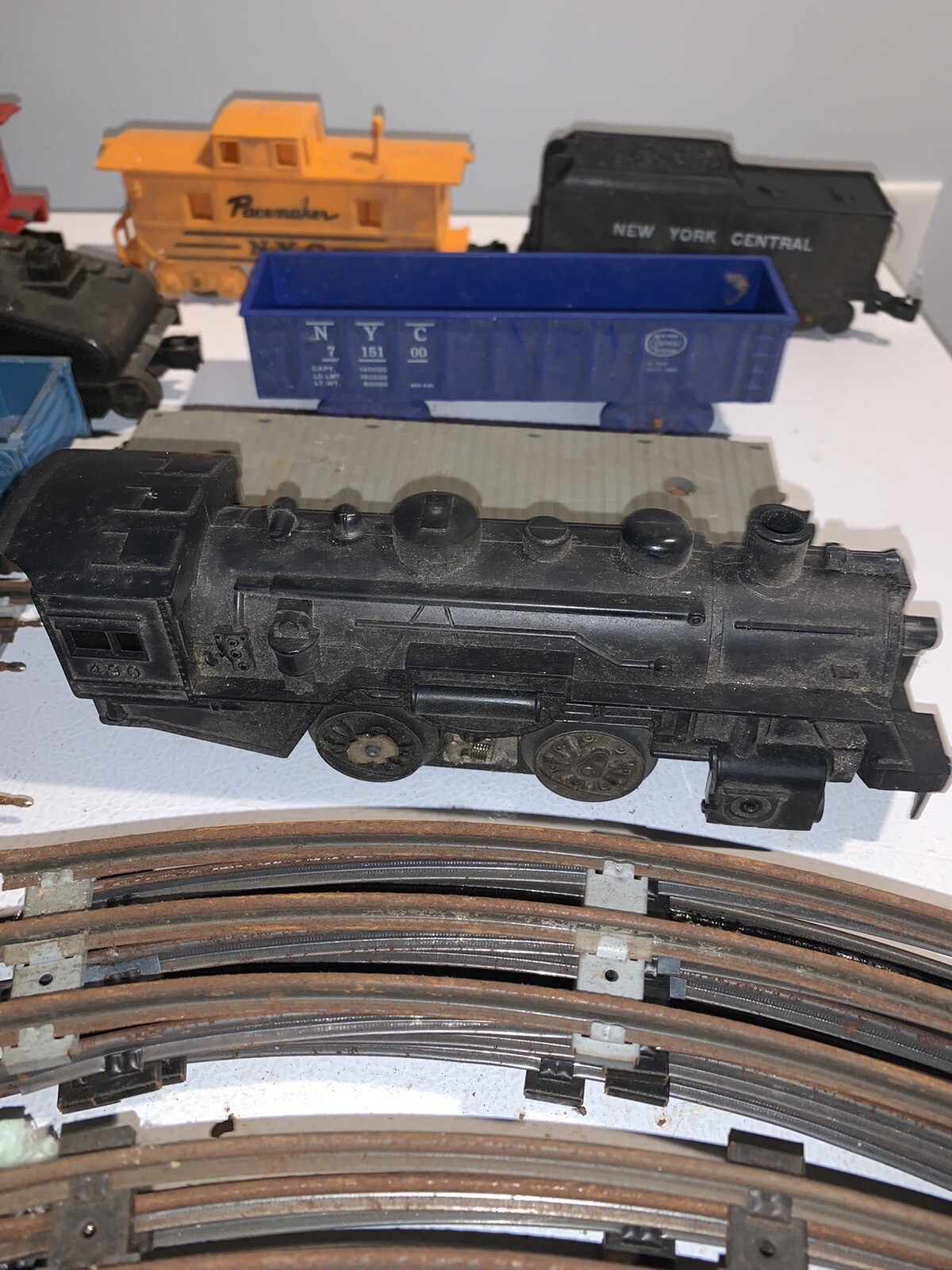 Vtg 36 Piece Lot LIONEL Marx O Gauge Train Set - Untested Engine Tracks ...