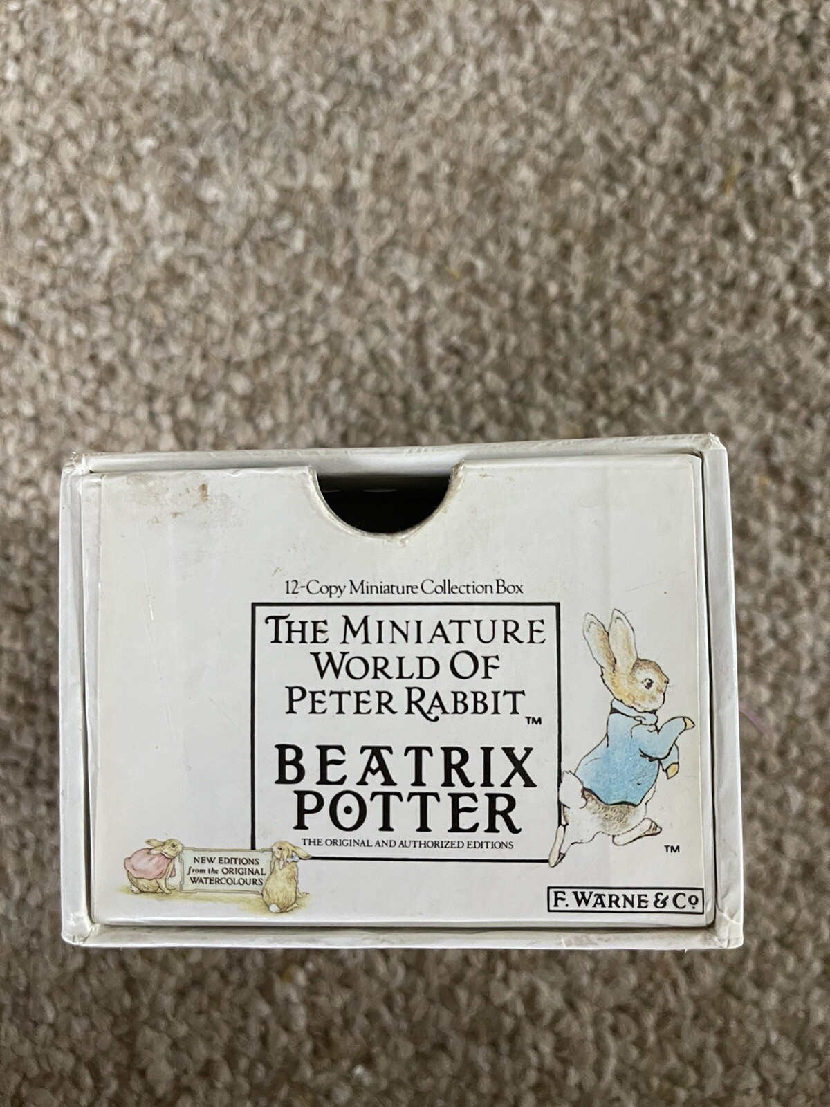 Peter Rabbit Ser.: The Miniature World of Peter Rabbit : 12-Copy ...