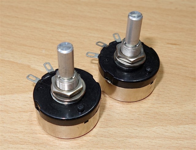 2 X Pcs Violet Wound Potentiometer RA28Y 25s-b301 300r 1.5w Rheostat ...