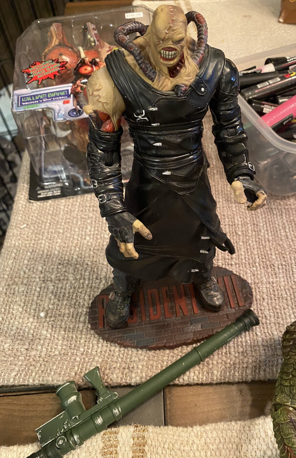 resident evil Toybiz figures | eBay