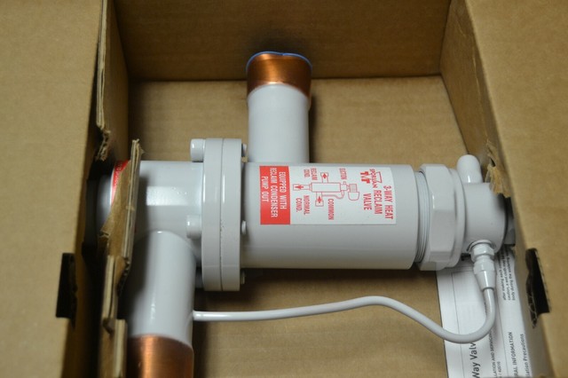 Sporlan 12D11B Heat Reclaim Valve 3-way 1-3/8" ODF Solder Less Coil for ...