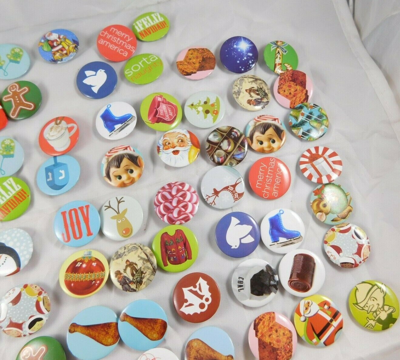 2012 JCP JC Penney Christmas Holiday Mini Buttons Pins Lot 66pcs | eBay