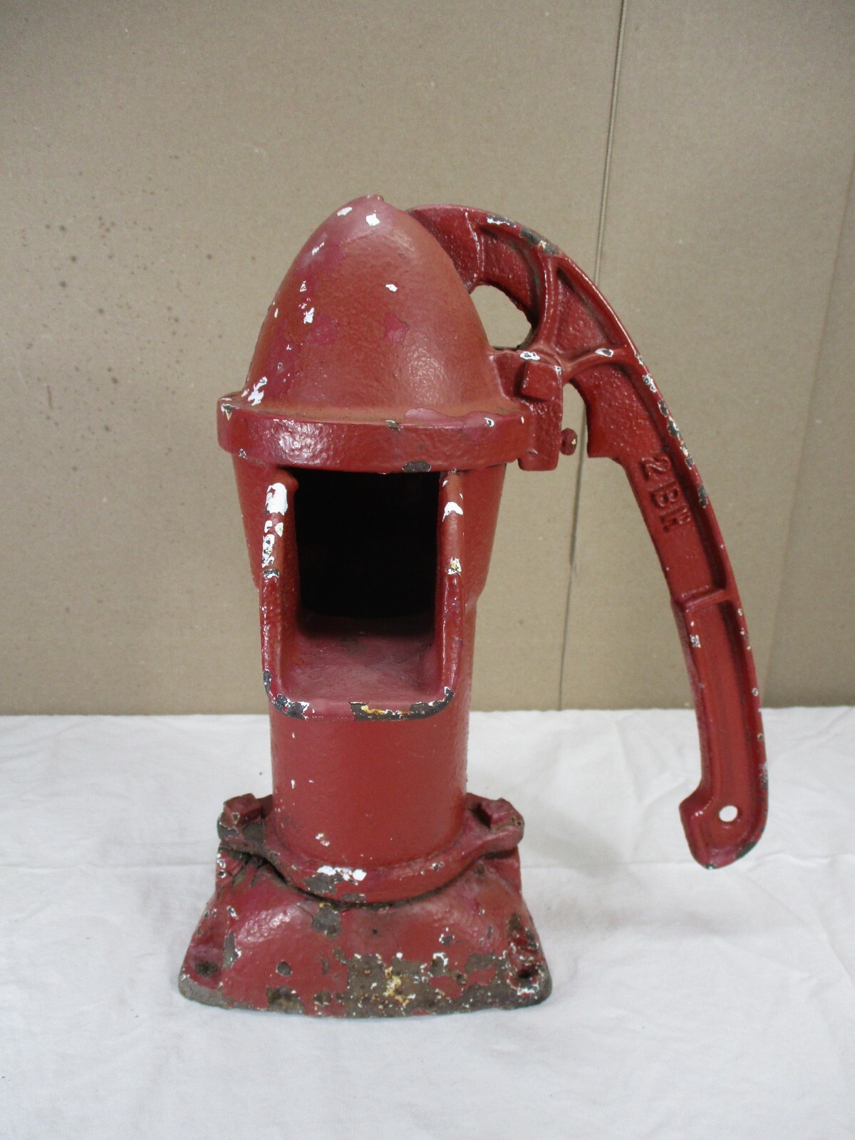 Vintage Bullet Style Cast Iron Kitchen Hand Pitcher Water Pump Art. No ...