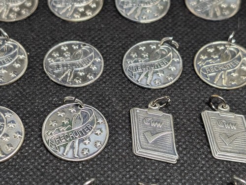 VINTAGE STERLING SILVER SCHOLASTIC 24 CHARMS LOT APPLE CLIPBOARD SIGNED ...