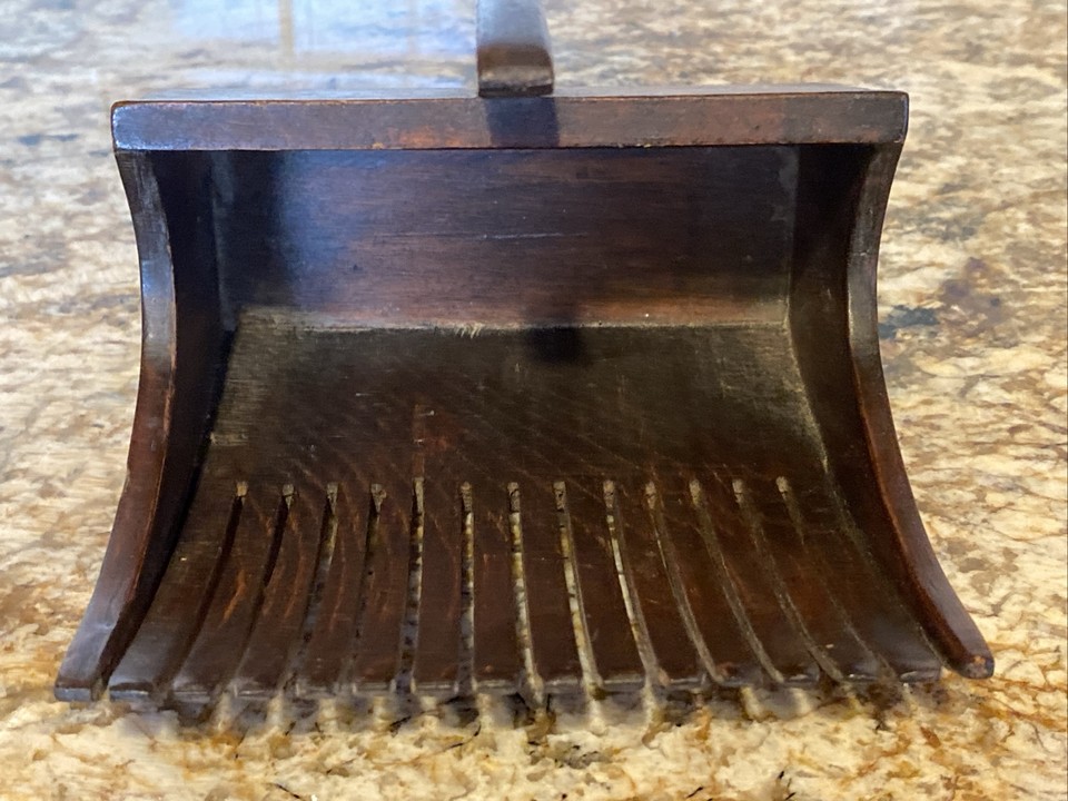 Vintage Blueberry Cranberry Hand Picker Scoop Rake Harvest Primitive | eBay