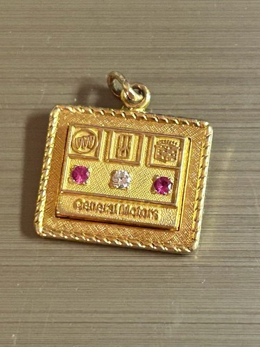 General Motors Employee Service Award Pin Pendant Gemstones 1/20 12 KT ...
