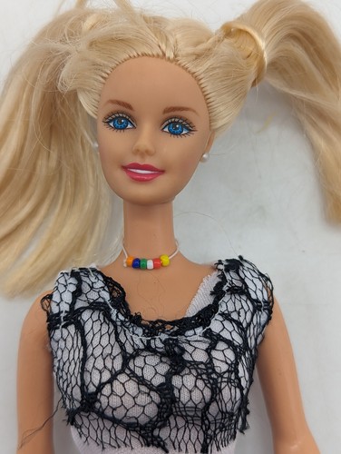 2000 Vintage Star Splash Barbie Doll Bathtime TNT Click Knees Outfit | eBay