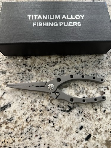 MV T1 Premium Full Titanium Fishing Pliers, Locking Line Cutters-Split ...