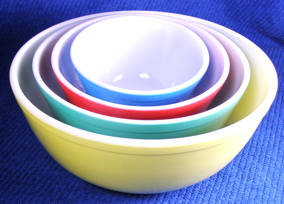 Vintage Pyrex COLORS Nesting Mixing Bowl Set ~ 401, 402, 403, 404 ...
