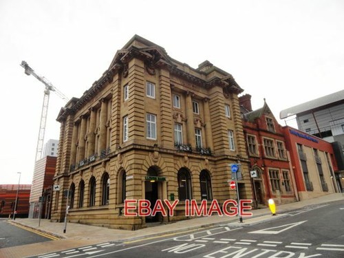 PHOTO LLOYDS BANK GATESHEAD ON THE NORTH END OF WEST STREET IN THE TOWN ...