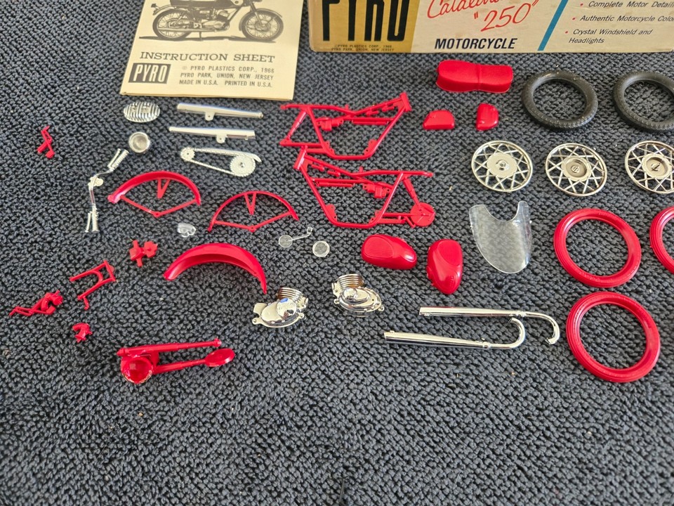 lot of 3 Vintage Original Pyro Model Kits 1966 Bugatti Yamaha Bulldog ...
