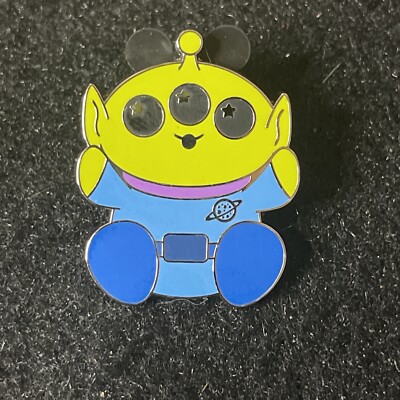 Disney Parks Wishables Pin Pack Wishable Green Alien Pin In Hand | eBay