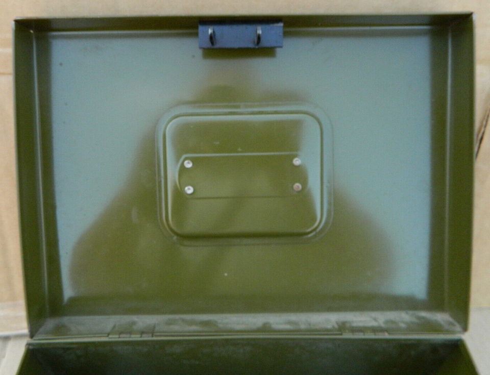 Vtg Durham Mfg Metal Box Dark Green 10" X 7" X 4" Made In USA NO KEY ...