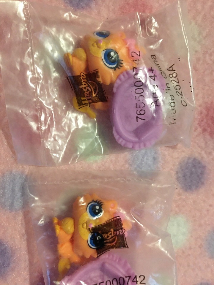 Hasbro Littlest Pet Shop Mini Pomeranian Dogs Puppies Pet #2 Set Hasbro ...