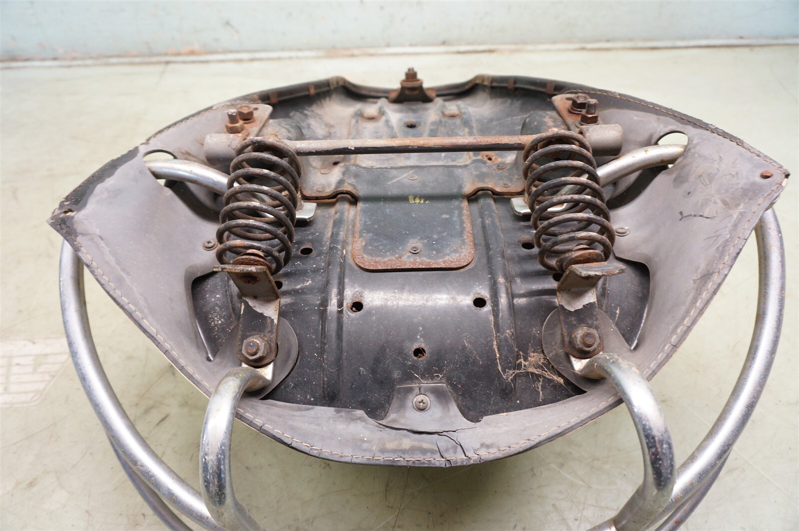 Harley Davidson Panhead Shovelhead Buddy Seat With Rail White *TZ32 | eBay