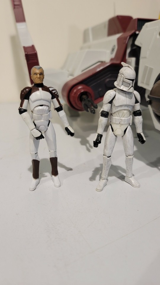 Hasbro Star Wars Clone Wars Republic Attack Shuttle Vehicle w/ 11 ...