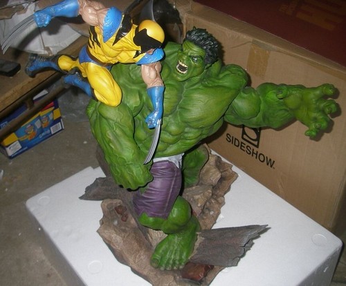 HULK vs WOLVERINE - Sideshow Maquette Collectors Statue 747720223516| eBay