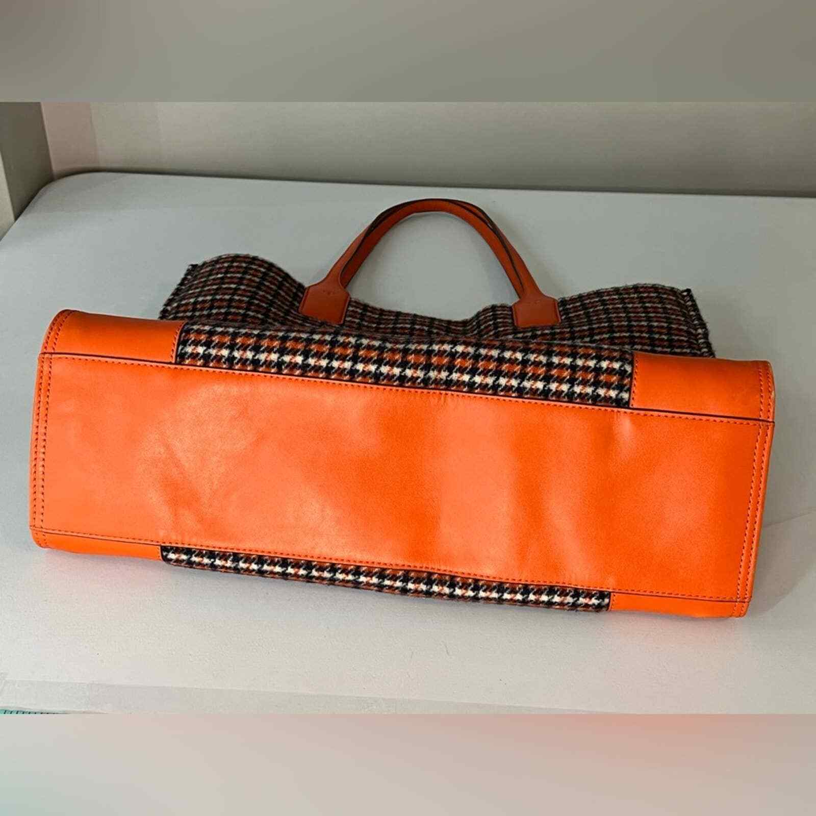 RARE Tory Burch Ella Tote Orange & Navy Houndstooth W… - Gem