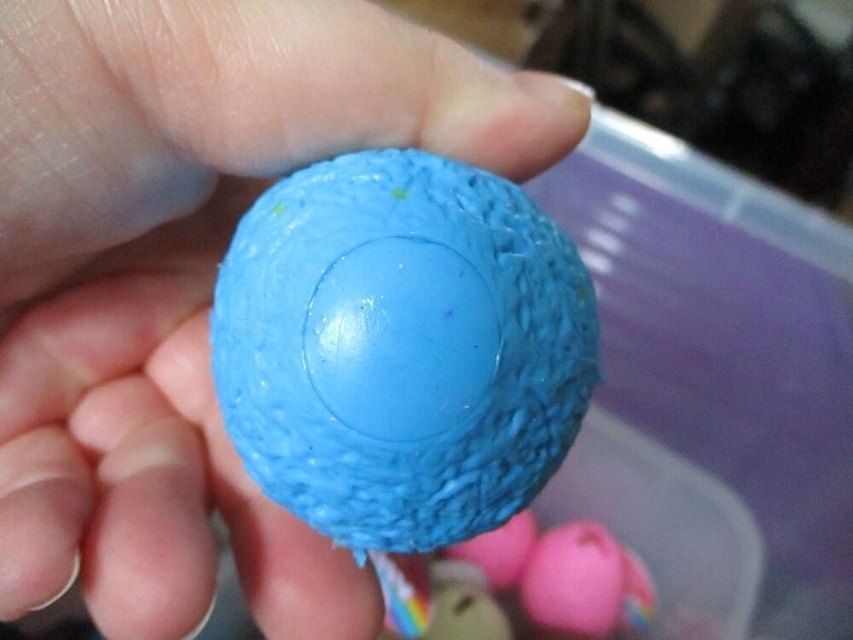 Asrtd Colourful Goo Mesh Balls, Sharks or Squishy Egg - Sensory Slime ...
