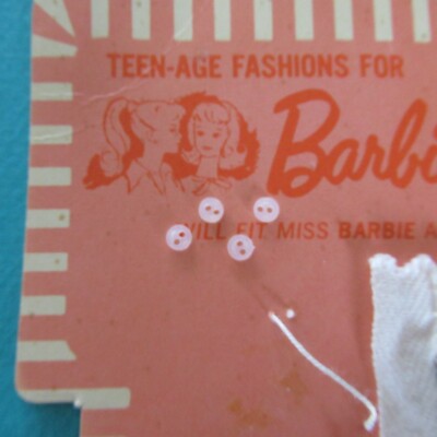 Vintage BARBIE 4 WHITE FLAT 2 HOLE BUTTONS from #1831 DRESS-MAKERS MINT ...