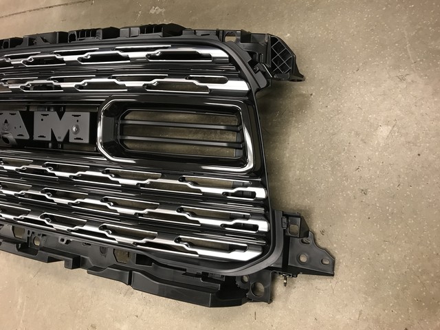 Grille Mopar 68445752AA for sale online | eBay