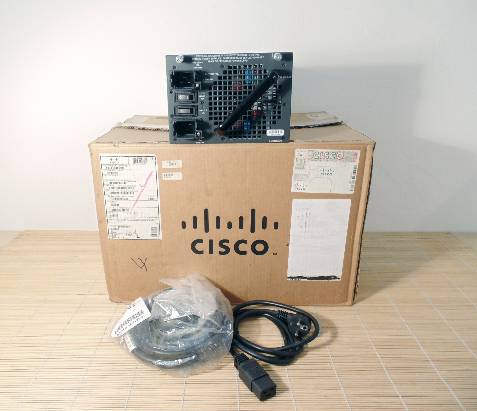 Neu Cisco PWR-C45-4200ACV Catalyst 4500 Power Supply Netzteil NEW OPEN ...