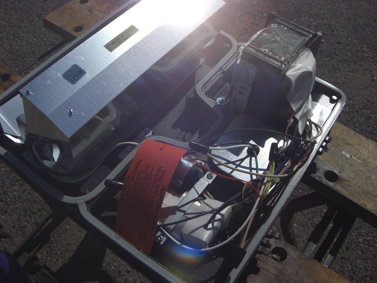 Ruud Lighting Wall Packs | Shelly Lighting