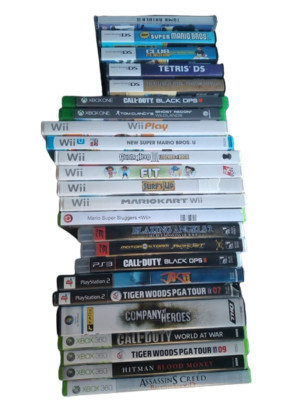 Lot of 24 Empty Cases - Wii Mario Kart / DS Super Mario Brothers / Xbox ...
