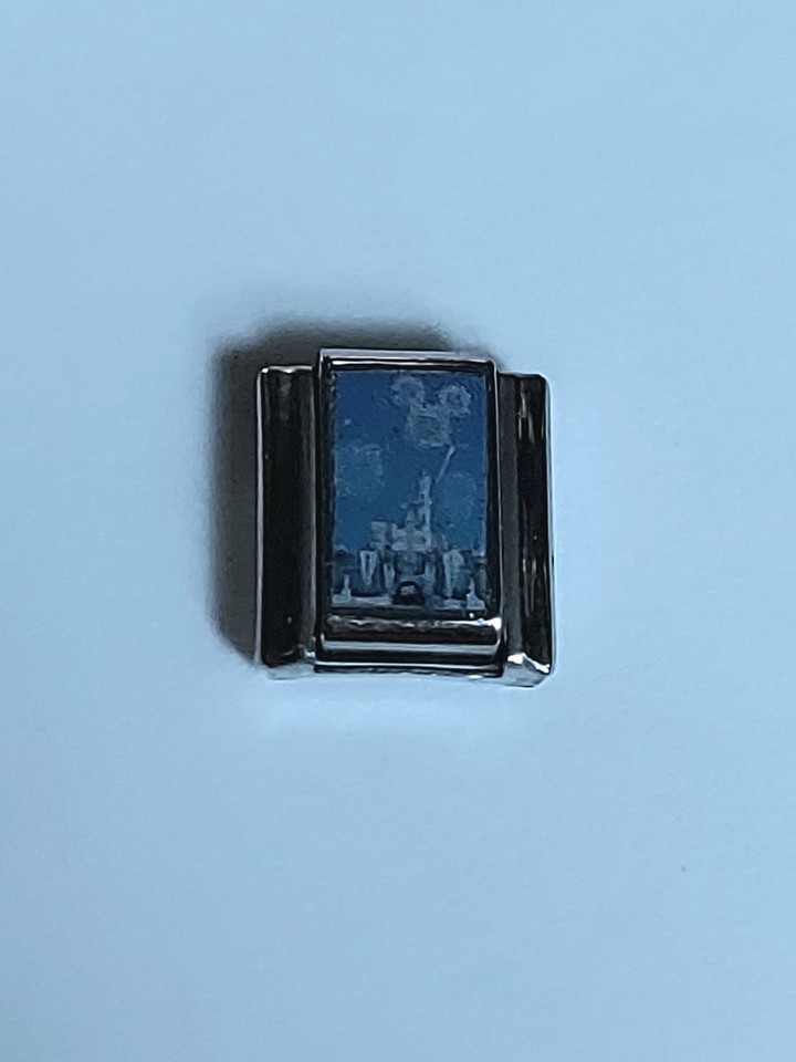 Disney's Magic Kingdom "Cinderella's Castle" Italian Charm By Uberry ...