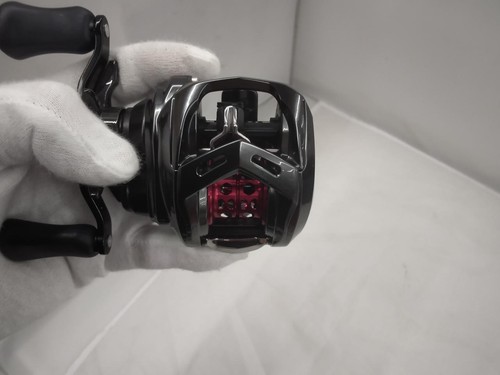 USED Daiwa Alphas Air Tw Bait Reel | eBay
