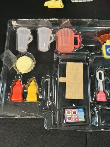 Lol Surprise Omg Dolls To Go Diner Food Drink Cart Burgers Fries Drinks ...