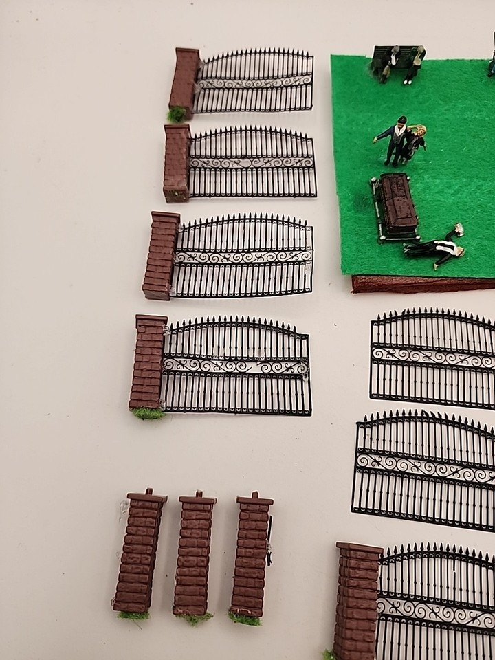 Vintage HO Scale Funeral And Cemetery Detail Lot Train Layout Diorama ...