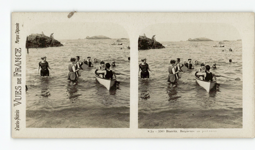 France, Biarritz, Baigneurs au Port-Vieux, Stéréo vintage, ca.1900 ...