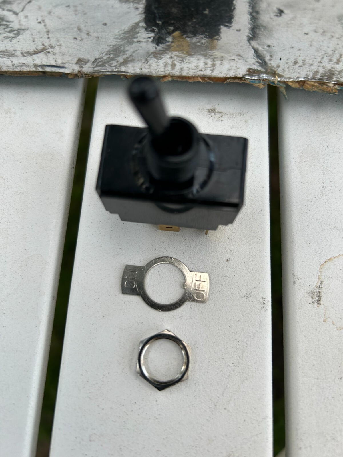 CARLING TECHNOLOGIES* Toggle Switch Model 22 14R- *4 Ports 20A -125 ...