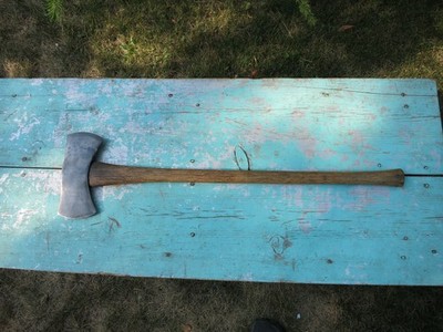PLUMB 2 1/2 DOUBLE BIT CRUISER AXE WITH RARE 31" THIN HANDLE CHRISTMAS ...