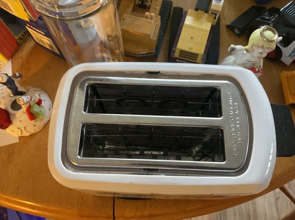 Mickey Mouse Deco Toaster 90 Year White & Black Imprint Two Slice ...