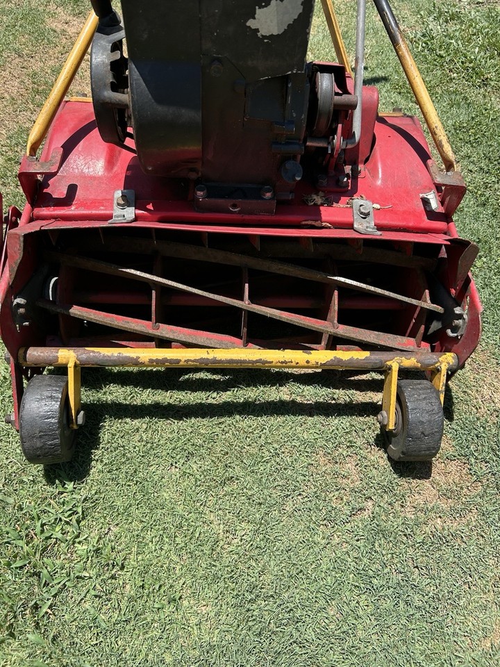 1980’s McLane 20" self-propelled front throw reel mower grass catcher ...