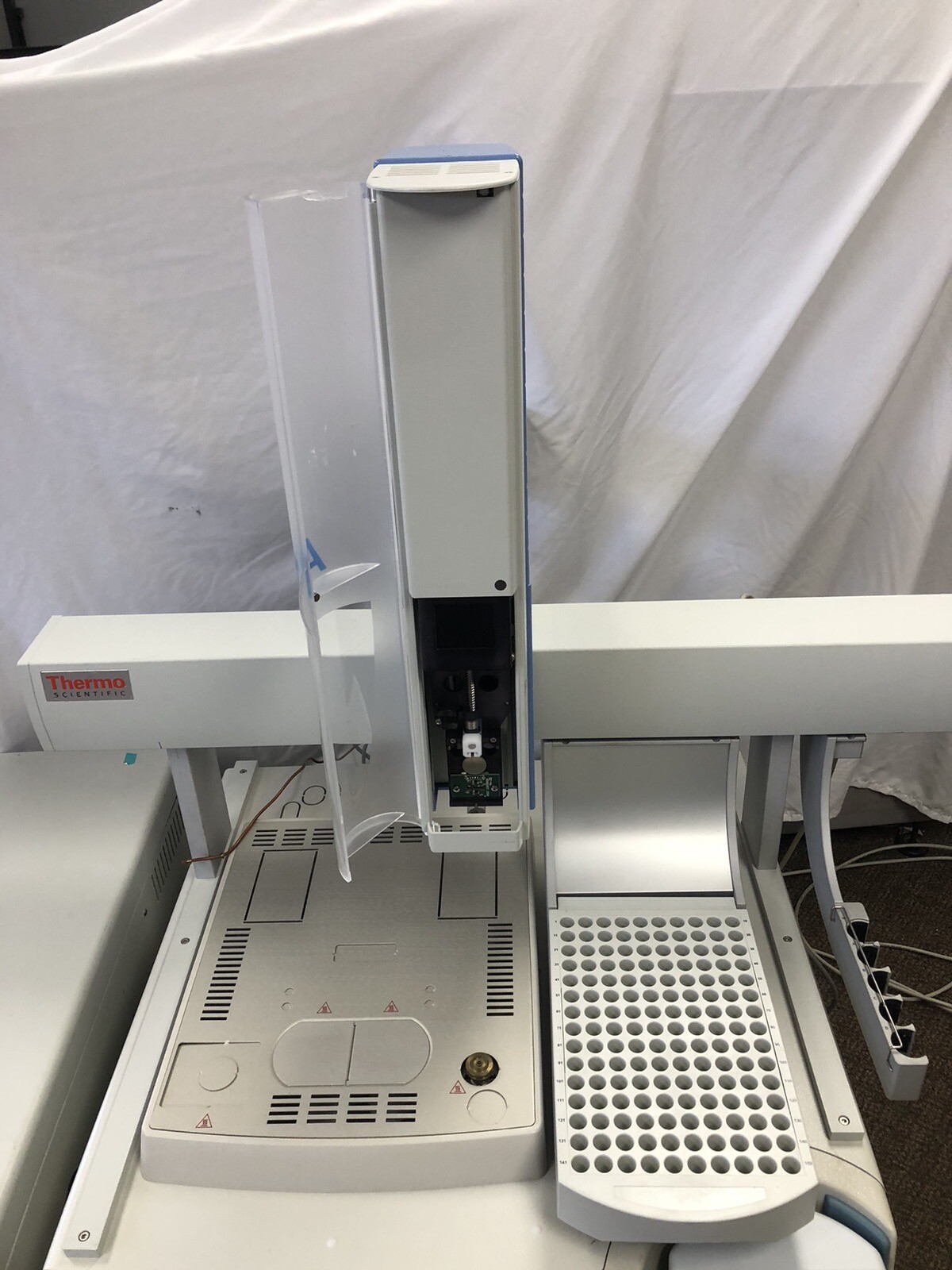 Thermo Scientific Gas Chromatography Trace Ultra DSQ II TP 100 TriPlus ...